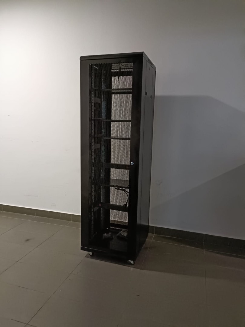 32U 42U server rack, Computers & Tech, Parts & Accessories, Other ...