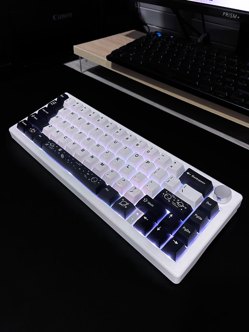 65% Custom Mechanical Keyboard (white Galaxy keycaps), Computers & Tech ...