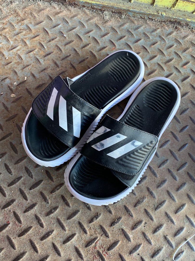 Adidas Bounce Slides | Size 9 to 9.5 mens, Men's Fashion, Footwear ...