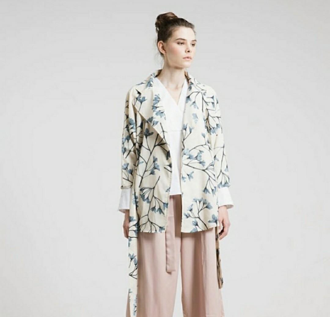 ATS THE LABEL FLORAL OUTER, Fesyen Wanita, Pakaian Wanita, Baju Luaran ...