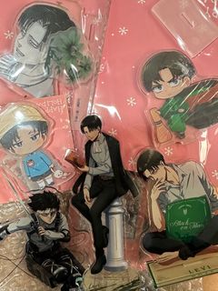 attack on titan / aot levi ackerman sanrio chini standee / acrylic ...