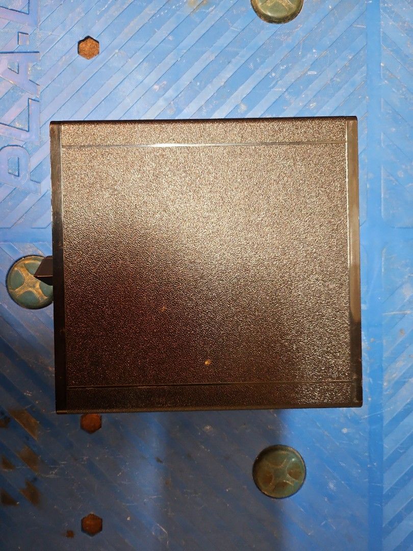 Black Box ABC Switch - 3 port SW108B-FFF, 手提電話, 電話及其他裝置配件, 其他電子周邊配件及產品 ...