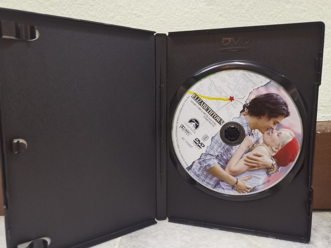 (DVD) ELIZABETHTOWN, Hobbies & Toys, Music & Media, CDs & DVDs on Carousell