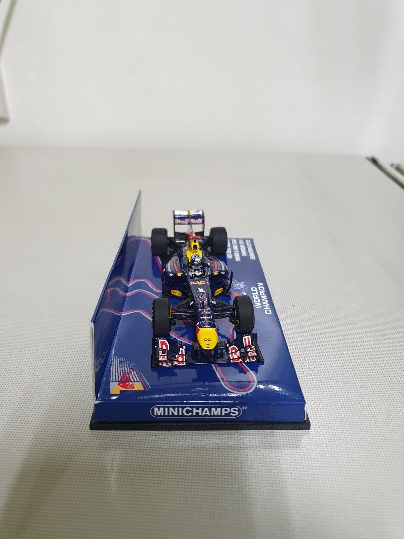 F1 Minichamps Sebastian Vettel Red Bull Racing, Hobbies & Toys, Toys ...