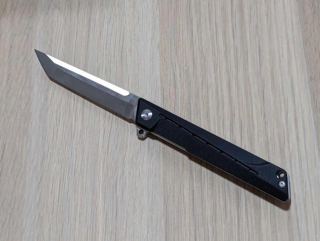 Folding Tanto Flipper Knife with G2 Scales and Bearings with Smooth ...