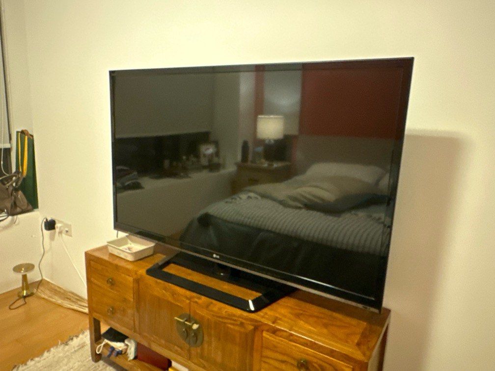 Free 55 inch TV - not working but repairable!!!, TV & Home Appliances ...