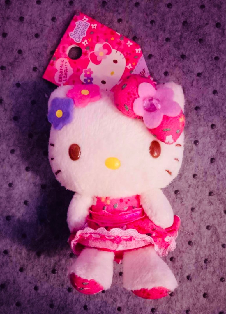 Hello kitty, Hobbies & Toys, Toys & Games on Carousell
