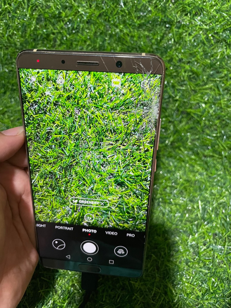 Huawei Mate10, Mobile Phones & Gadgets, Mobile Phones, Early Generation Mobile Phones on Carousell