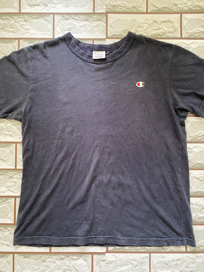 Kaos Champion Basic Logo, Fesyen Pria, Pakaian , Atasan di Carousell