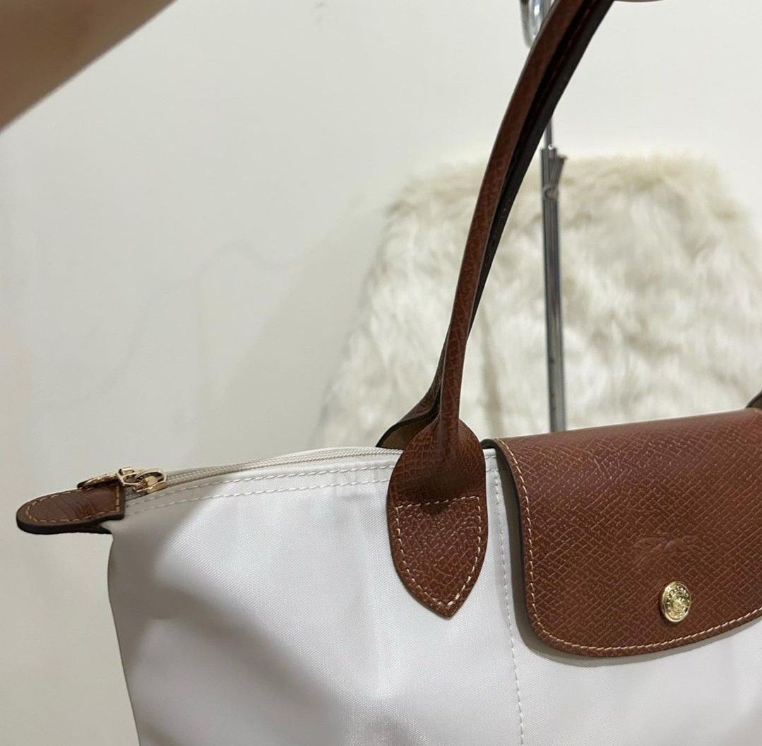 LONGCHAMP CLASSIC PAPER MEDIUM LONG HANDLE BAG, Luxury, Bags & Wallets ...