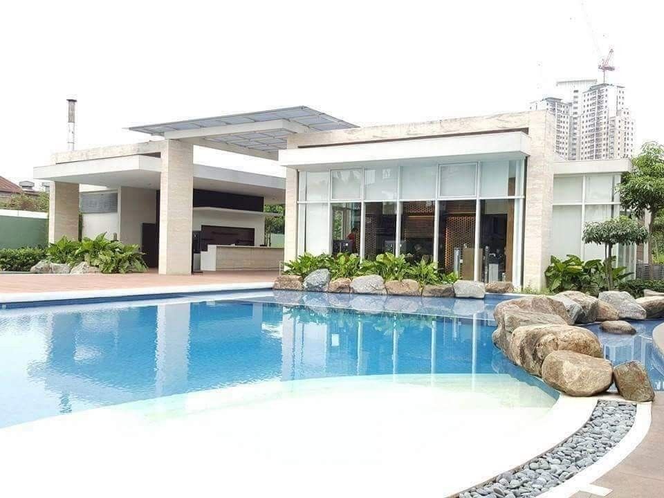 LOW dp promo condo LIPAT AGAD new tower pasig ortigas BGC Mandaluyong ...