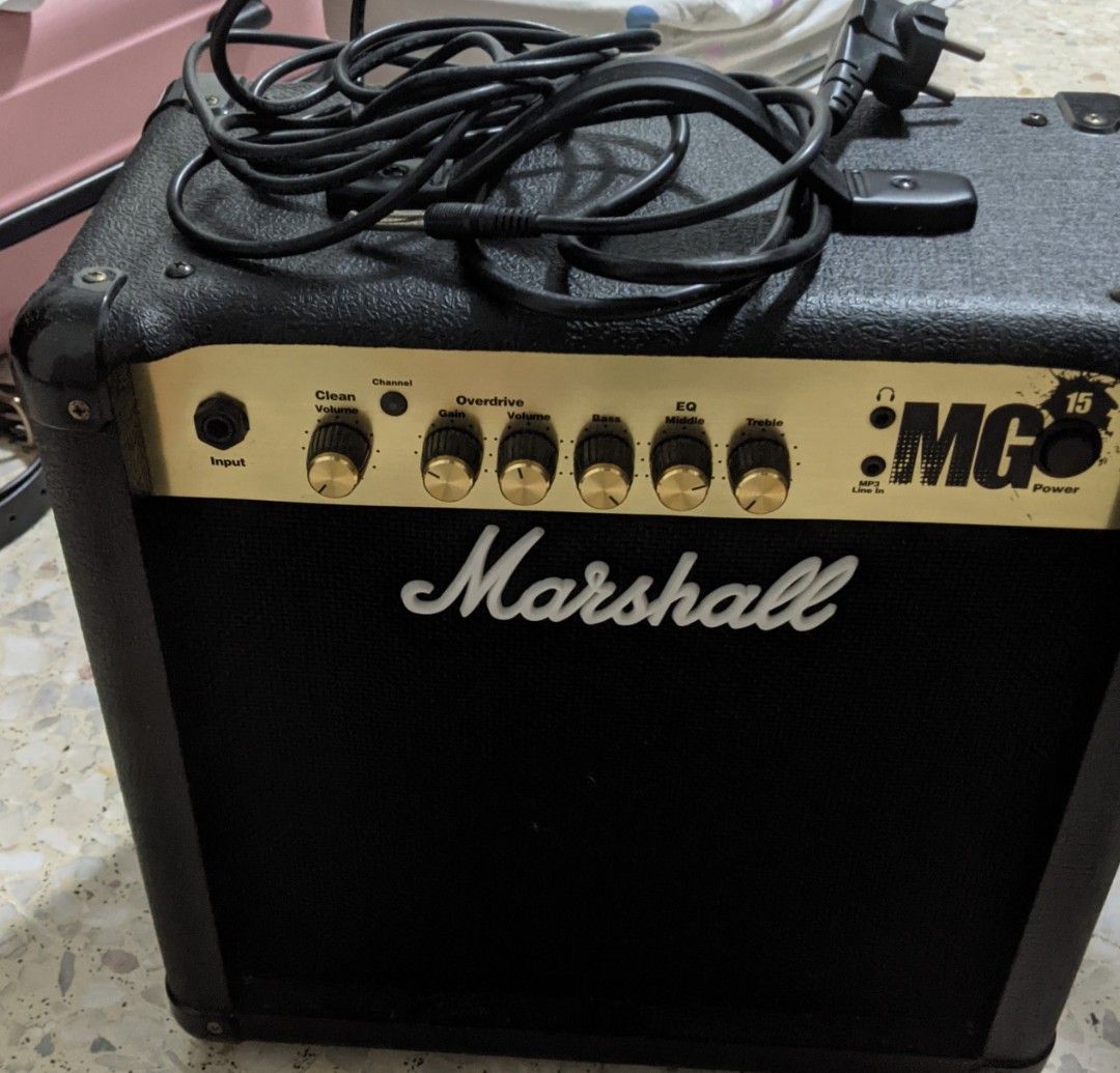 Marshall MG15 Solid State Combo Guitar Amplifier MG4, Hobbies & Toys ...