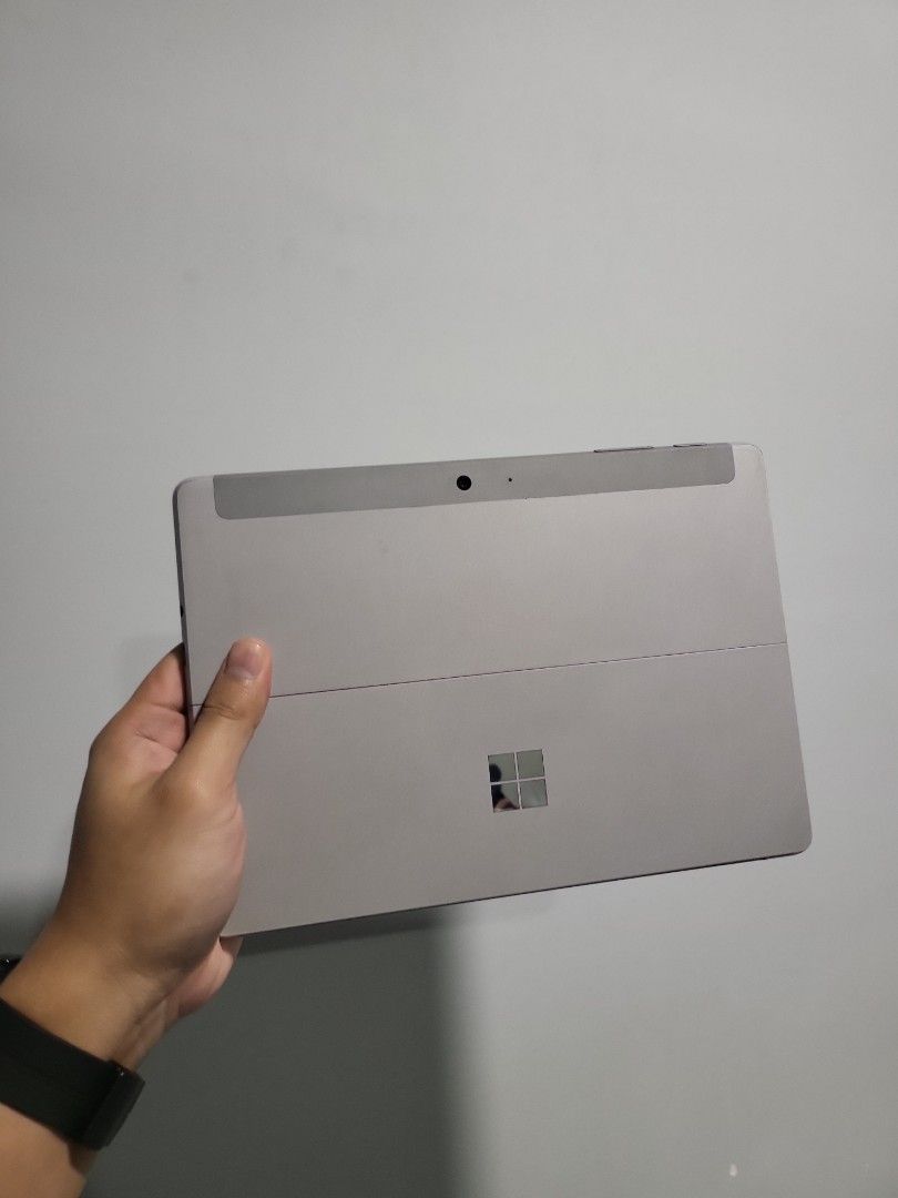 Microsoft Surface Go (1st Gen) - 8gb RAM, 128GB storage, Non-LTE ...