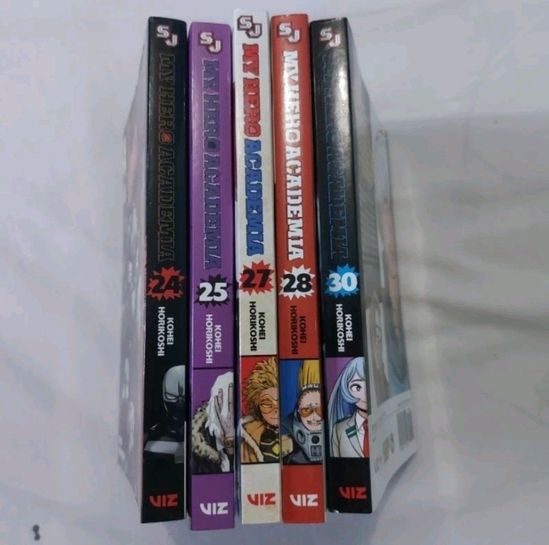 My Hero Academia Volumes 24, 25, 27, 28, 30 by Kohei Hirokoshi, Hobbies & Toys, Books ...