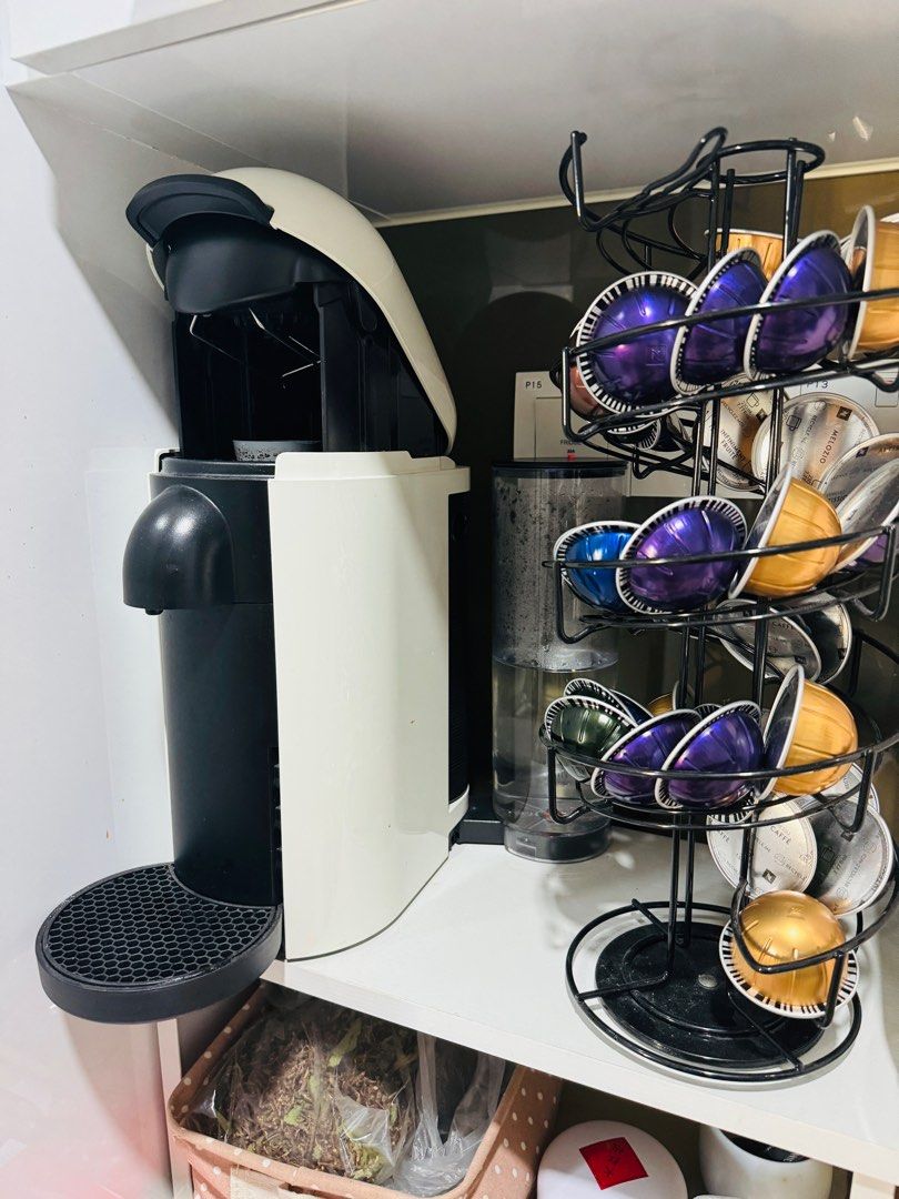 Nespresso Coffee Machine Vertuo White with Box and 5 sleeves of ...