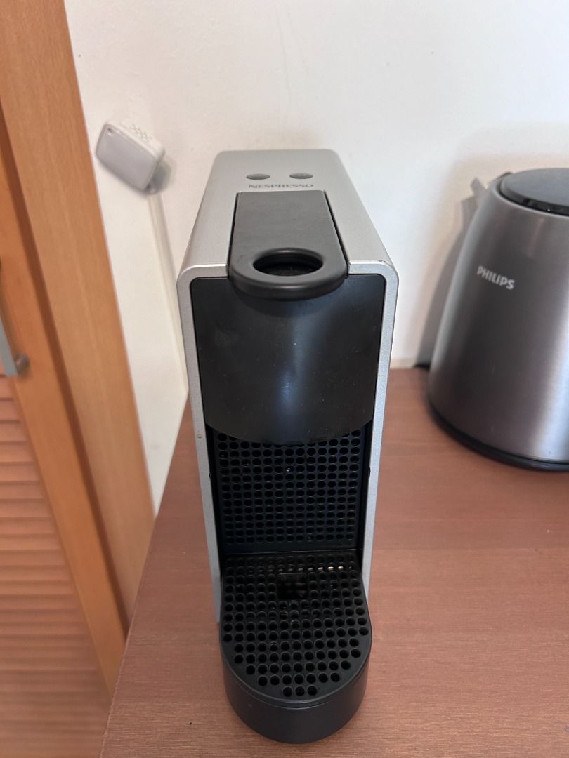 Nespresso Essenza Mini Coffee Machine *handover between Dec 13-20*, TV ...