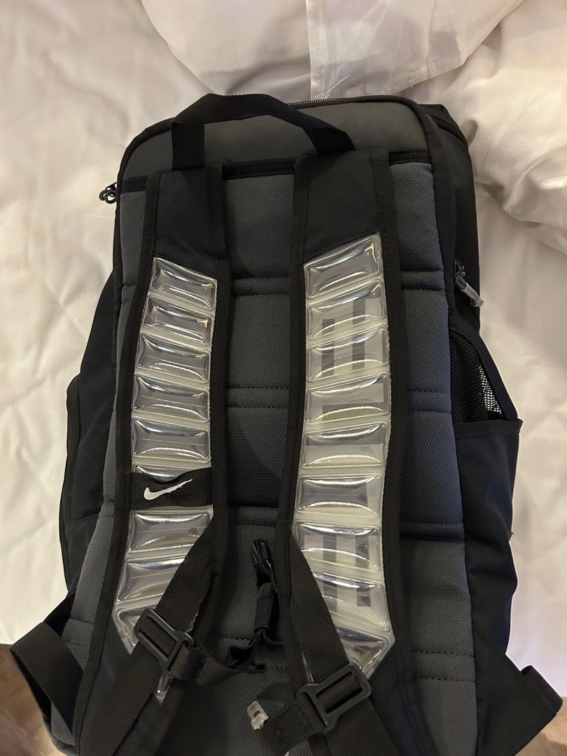 Nike Elite Backpack Black (Newer Edition), Men's Fashion, Bags ...