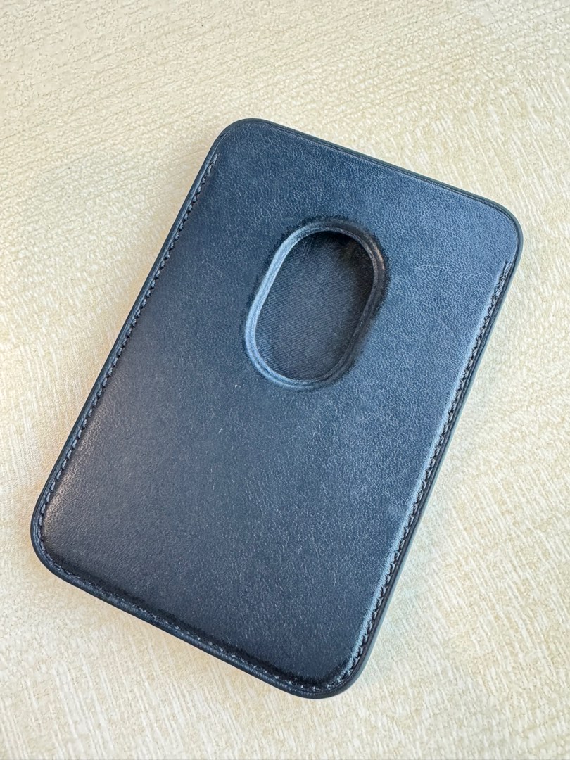 Orginal Apple MagSafe card holder, Mobile Phones & Gadgets, Mobile ...