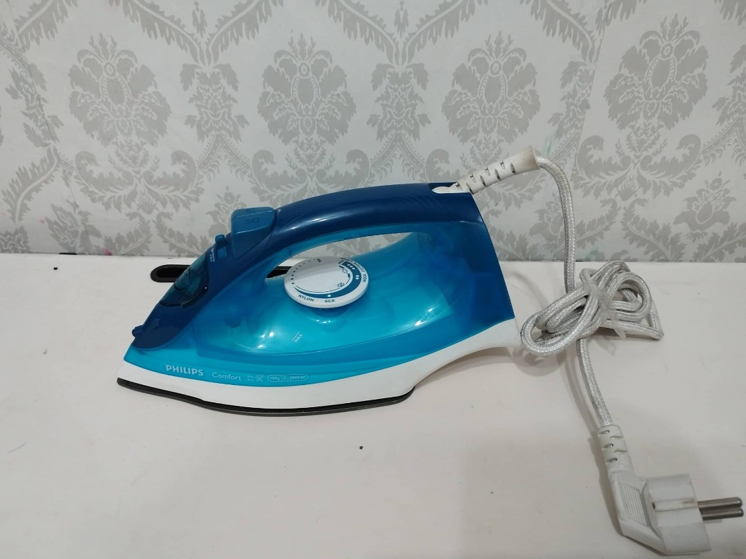 Philips Comfort Steam Iron, TV & Home Appliances, Irons & Steamers on ...