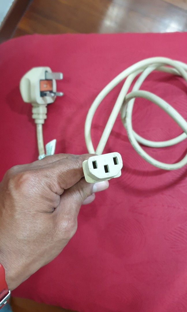 Power Cords 3 wired cable, Computers & Tech, Parts & Accessories ...