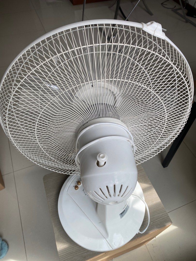 Powerpac table Fan, Furniture & Home Living, Lighting & Fans, Fans on ...