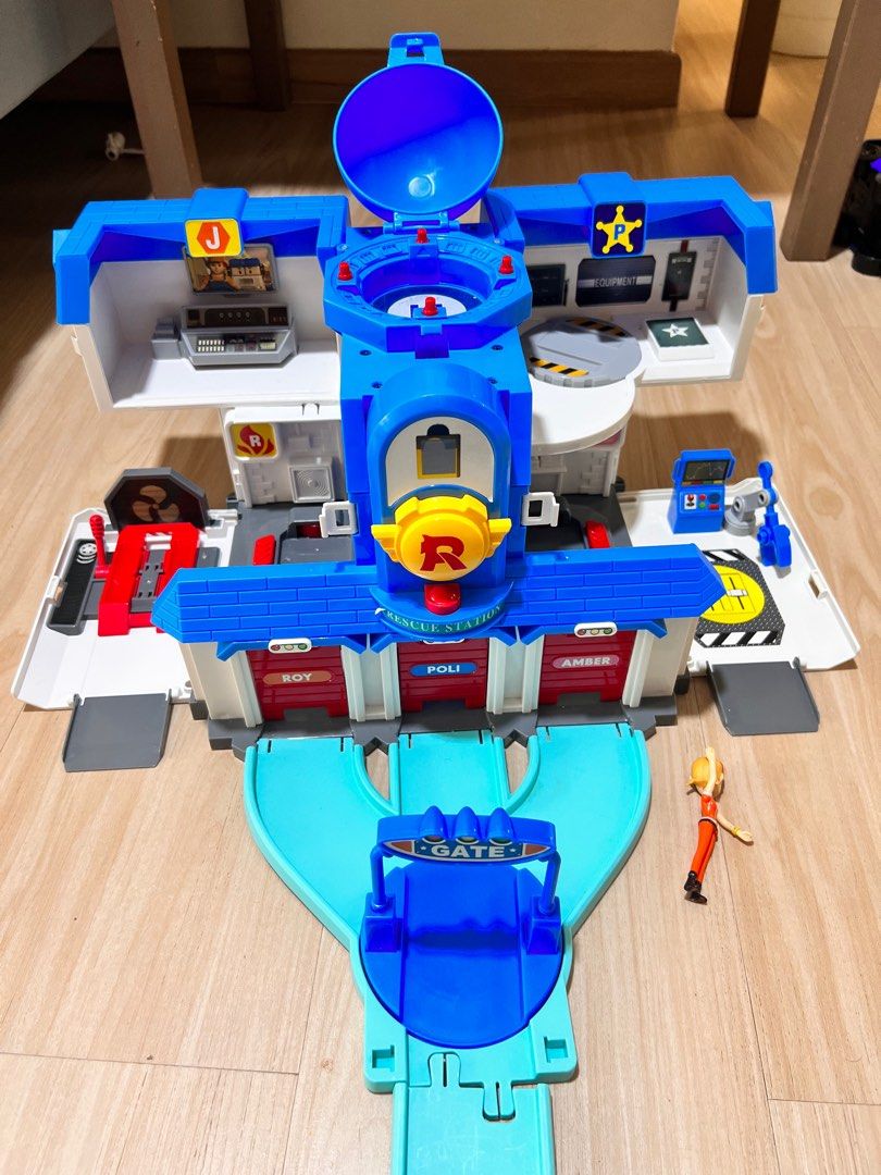 Robo Car Poli Headquarter set, Hobbies & Toys, Toys & Games on Carousell