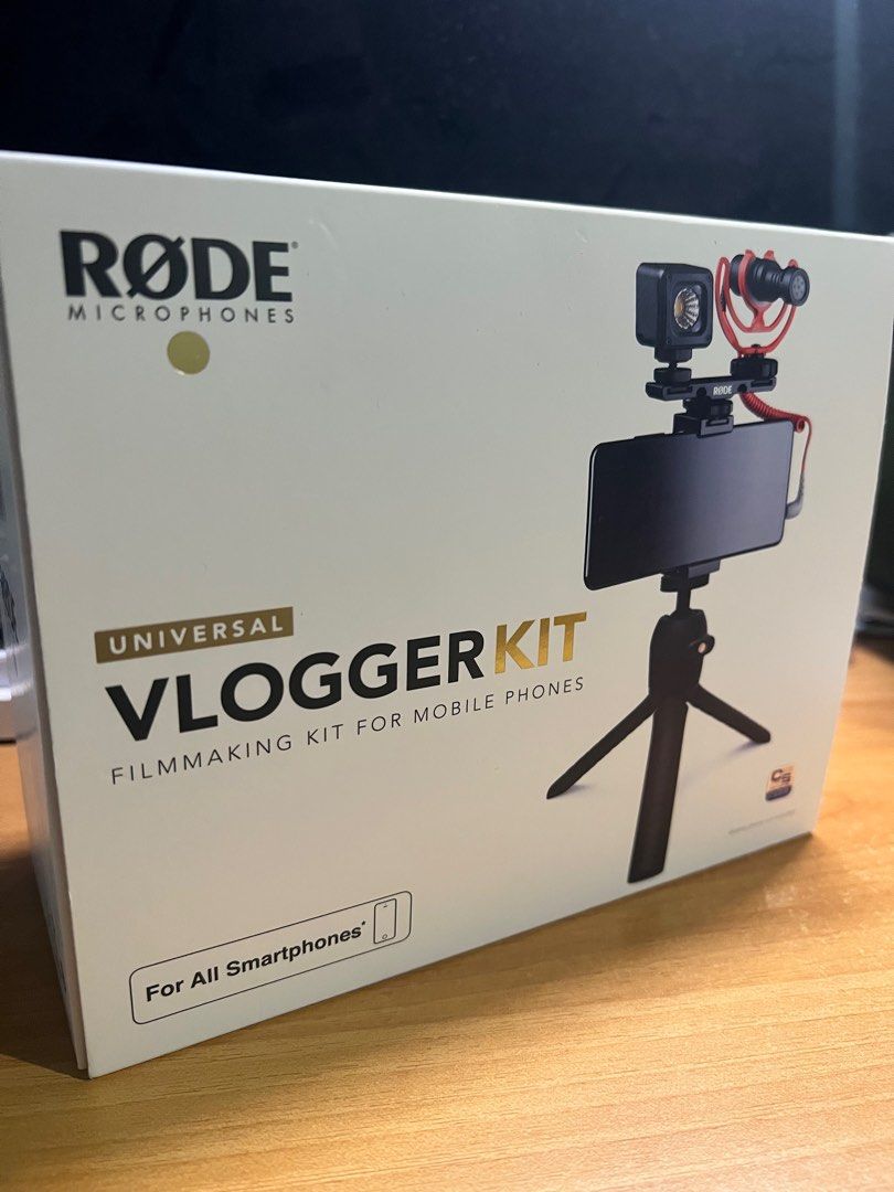 RODE Vlogger Kit Universal - Filmmaking Kit for Mobile Phones, Mobile ...