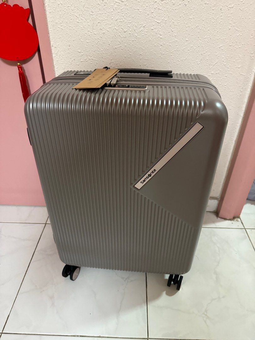 Samsonite Zeltus 25 Expandable Luggage, Hobbies & Toys, Travel, Luggage ...