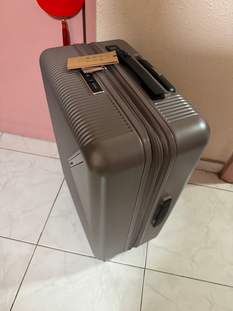 Samsonite Zeltus 25 Expandable Luggage, Hobbies & Toys, Travel, Luggage ...