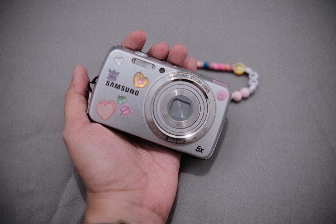 Samsung Digicam, Photography, Cameras on Carousell