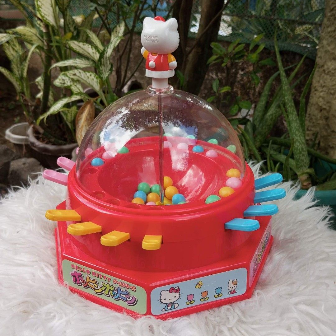 SANRIO Hello Kitty Hoppin' Poppin' Spaceballs Game, Hobbies & Toys ...