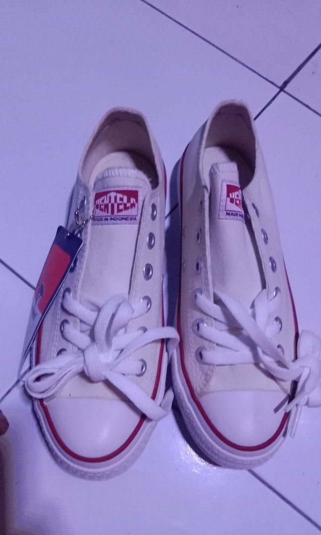 Sepatu Ventela, Fesyen Wanita, Sepatu di Carousell