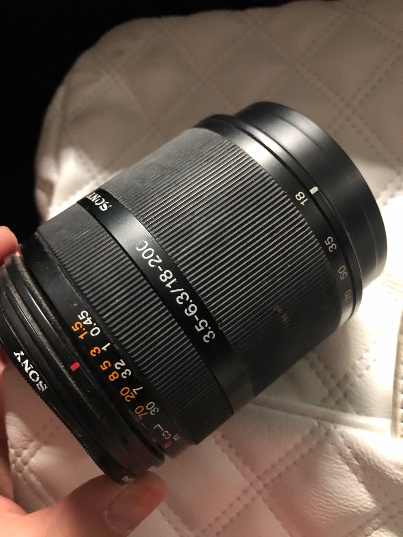 Sony Lens 18-200, Photography, Lens & Kits on Carousell