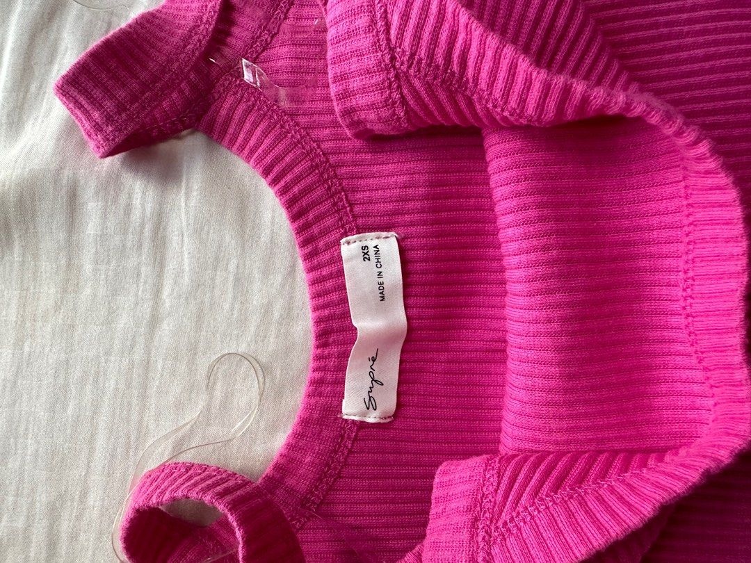 supre riri scoop neck tank, Women's Fashion, Tops, Sleeveless on Carousell