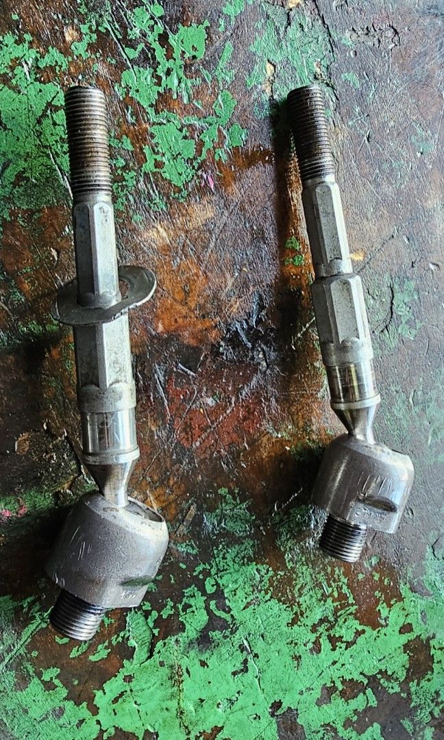 Tie rod, Car Accessories, Accessories on Carousell