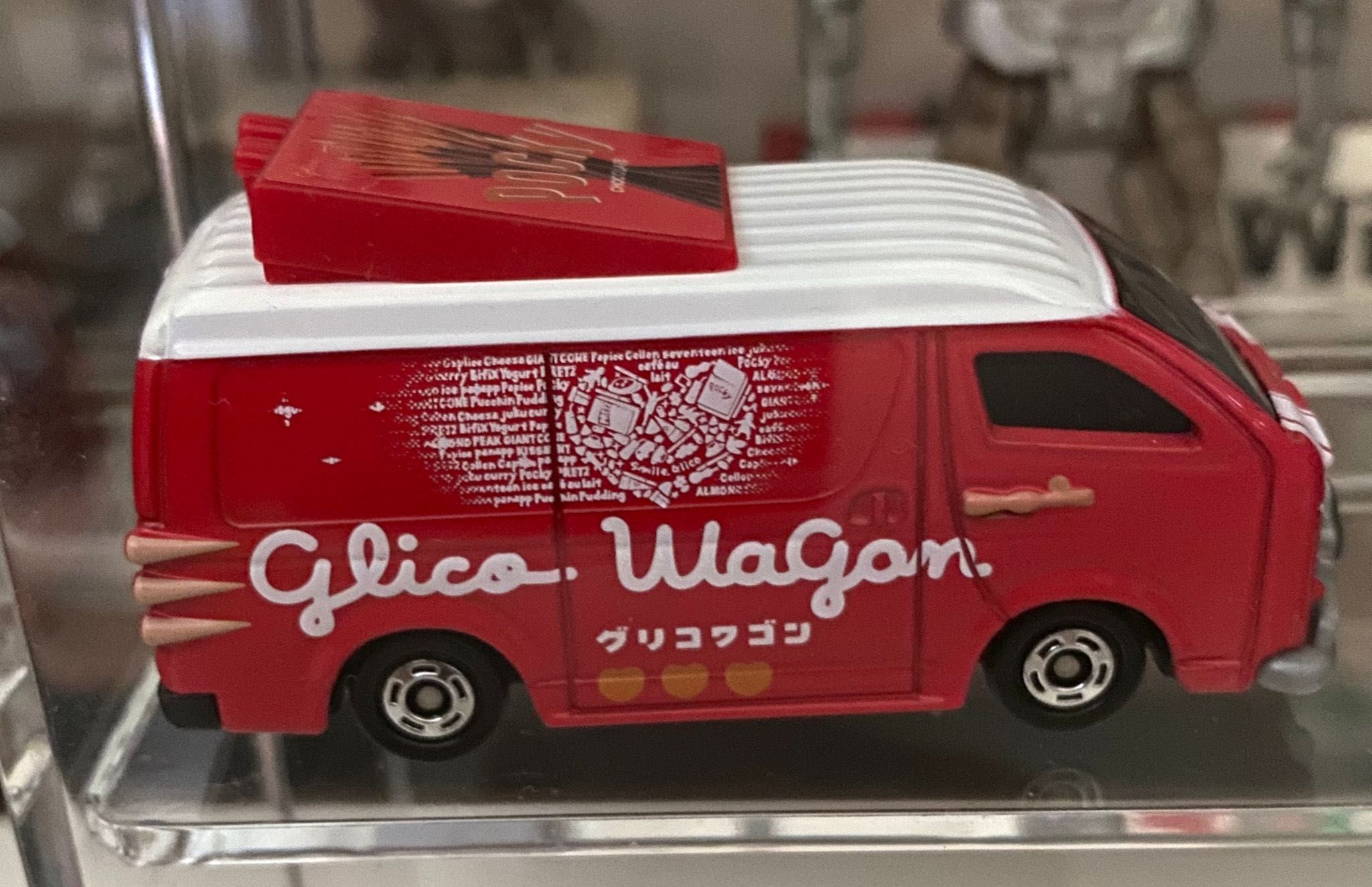 Tomica Glico Wagon 1/64, Hobbies & Toys, Toys & Games on Carousell