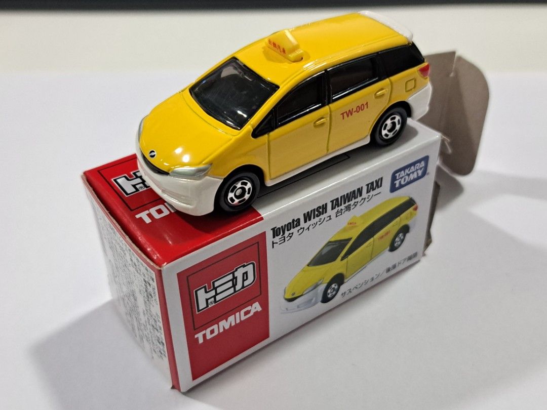 Tomy Tomica Taiwan Taxi Toyota Wish, 興趣及遊戲, 玩具 & 遊戲類 - Carousell