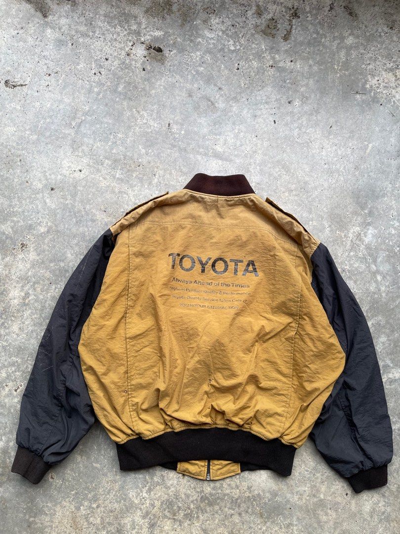 Toyota Jacket, Men's Fashion, Coats, Jackets and Outerwear on Carousell