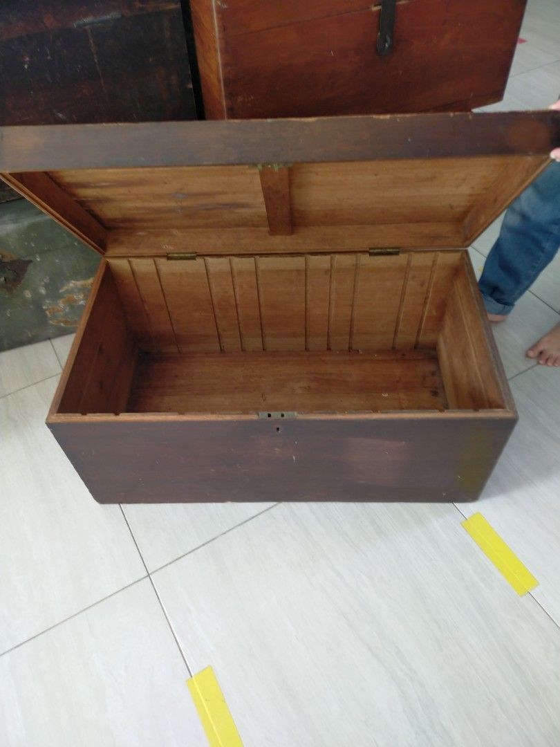 Antique/ vintage Treasure chest from sunken ship., Hobbies & Toys ...