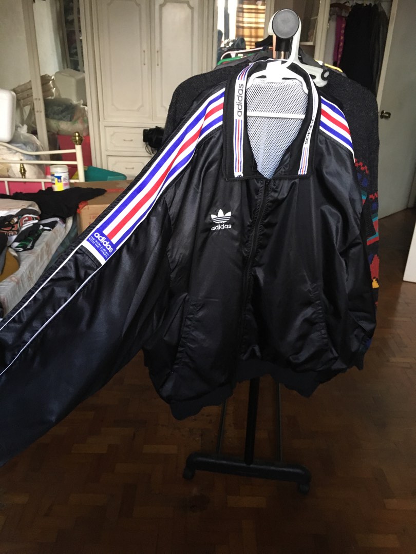 Vintage Addidas Jacket, Men's Fashion, Activewear on Carousell