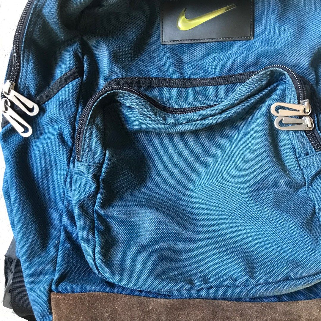 Vintage Nike Backpack, Men's Fashion, Bags, Backpacks on Carousell