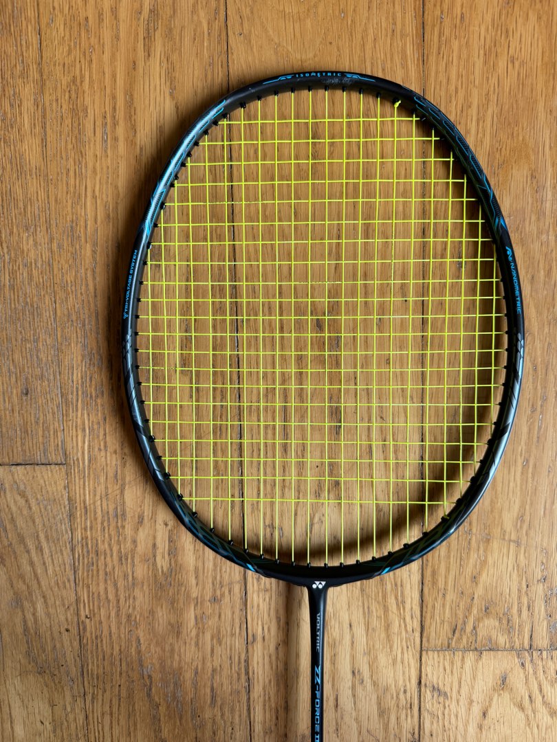 Yonex Badminton Racket Voltric Z Force 2 authentic and no scratches ...
