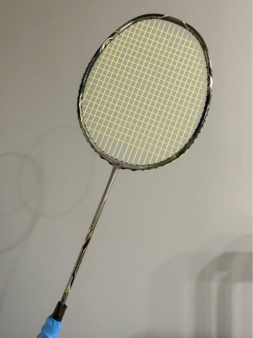 Yonex NanoRay 900 Racket, Sports Equipment, Sports & Games, Racket ...