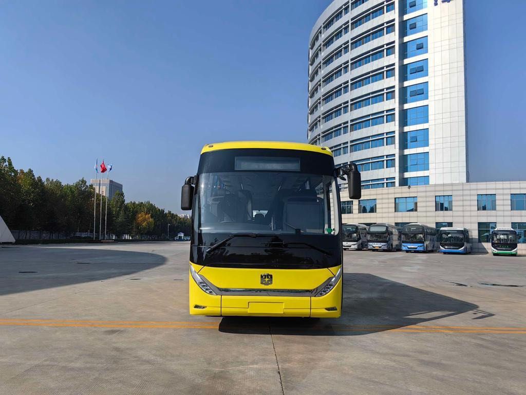 ZhongTong Hybrid bus 41-47 seater, Cars, Commercial Vehicles, Rentals ...
