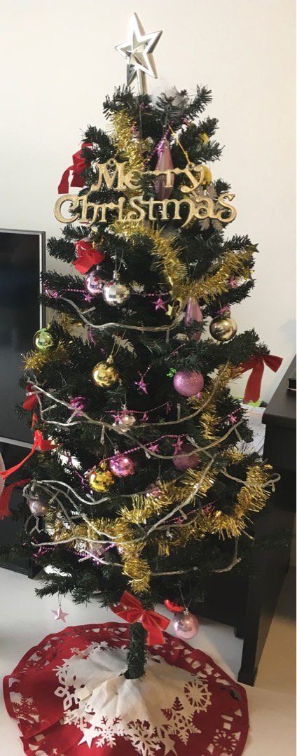150cm Nitori Christmas Tree, Furniture & Home Living, Home Decor ...