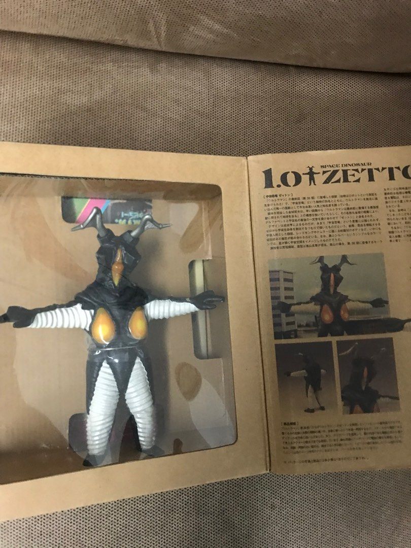 怪獸標本 積頓 Zetton Ultraman 超人 Bandai, 興趣及遊戲, 玩具 & 遊戲類 - Carousell
