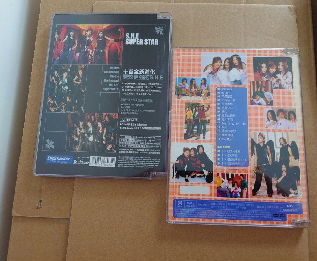 只睇過一次 SHE S.H.E mv DVD 兩隻, 興趣及遊戲, 音樂、樂器 & 配件, 音樂與媒體 - CD 及 DVD - Carousell
