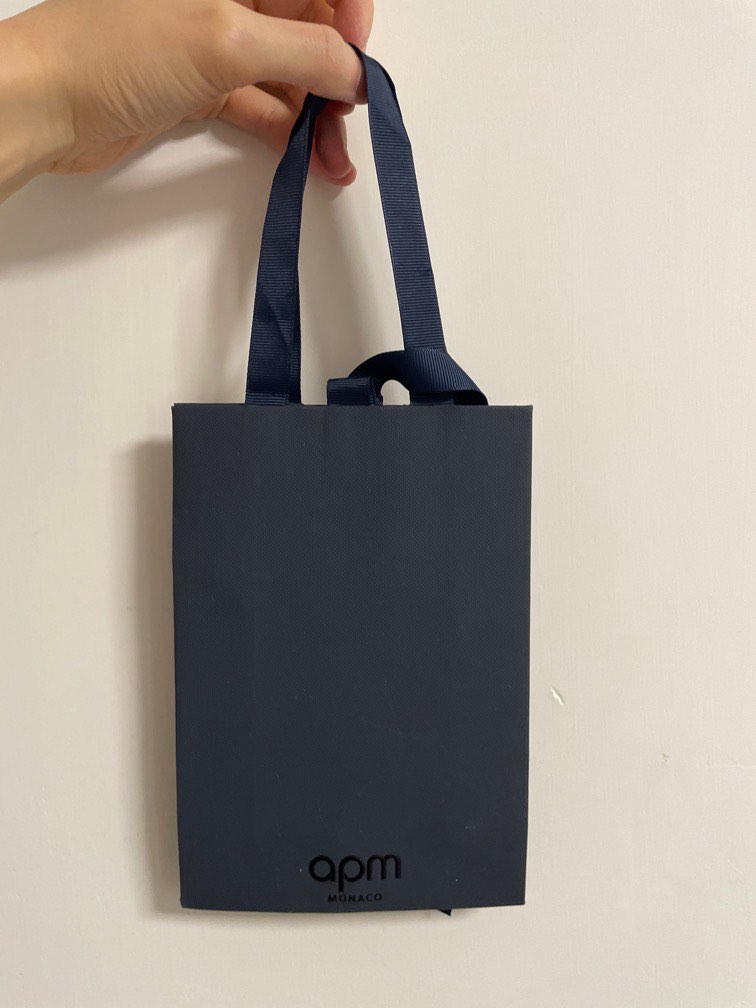 Apm paper bag 19x13cm, 名牌, 手袋及銀包 - Carousell