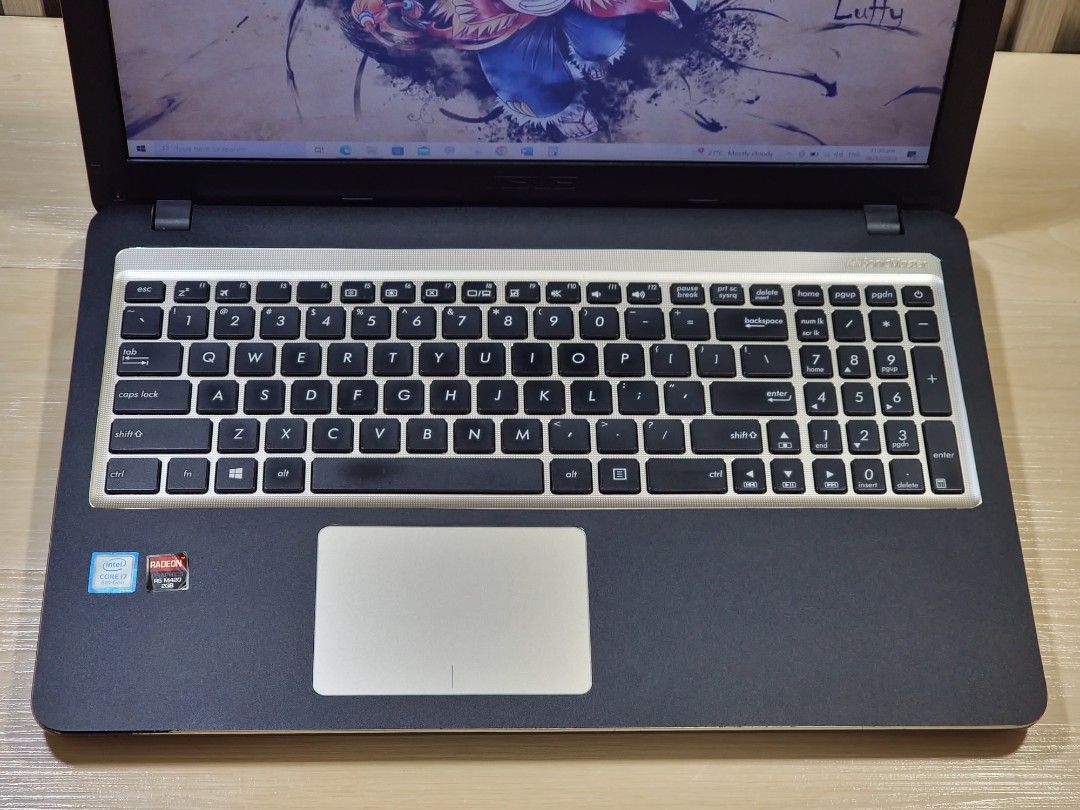 ASUS SonicMaster X540UPR i7-8Th Gen 8Gb Ram 128Gb SSD AMD Radeon HD ...