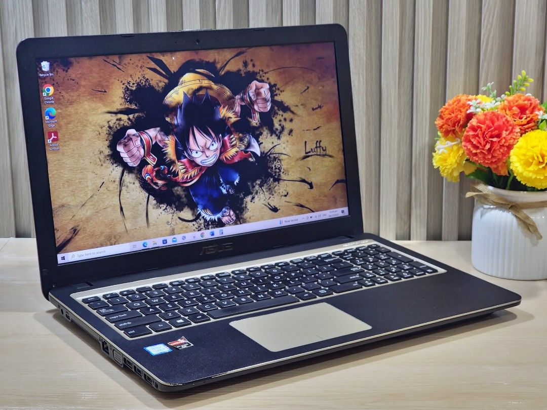 ASUS SonicMaster X540UPR i7-8Th Gen 8Gb Ram 128Gb SSD AMD Radeon HD ...